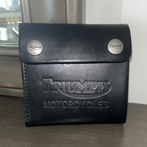 Triumph | Other | Triumph Black Leather Bifold Wallet | Poshmark